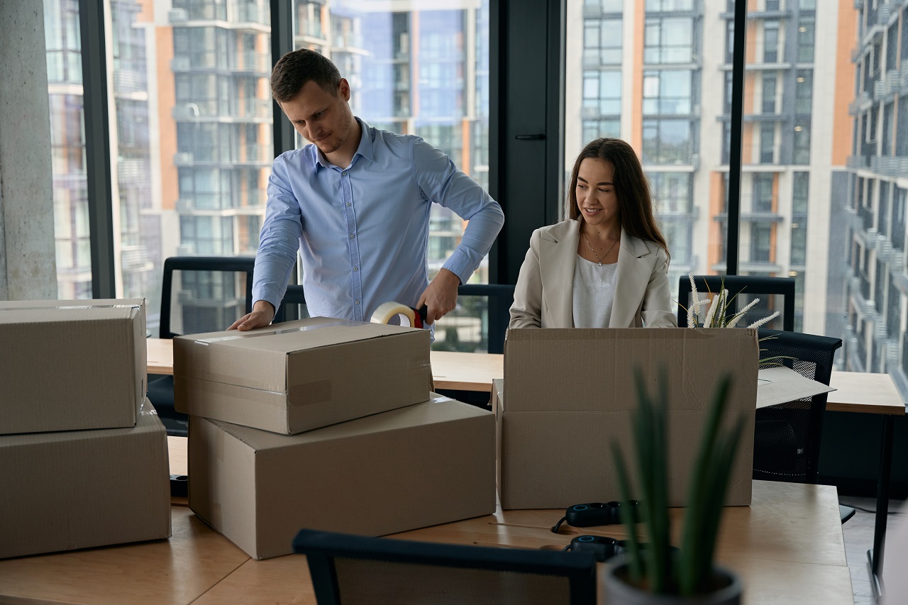 What to Expect When You Hire Office Movers